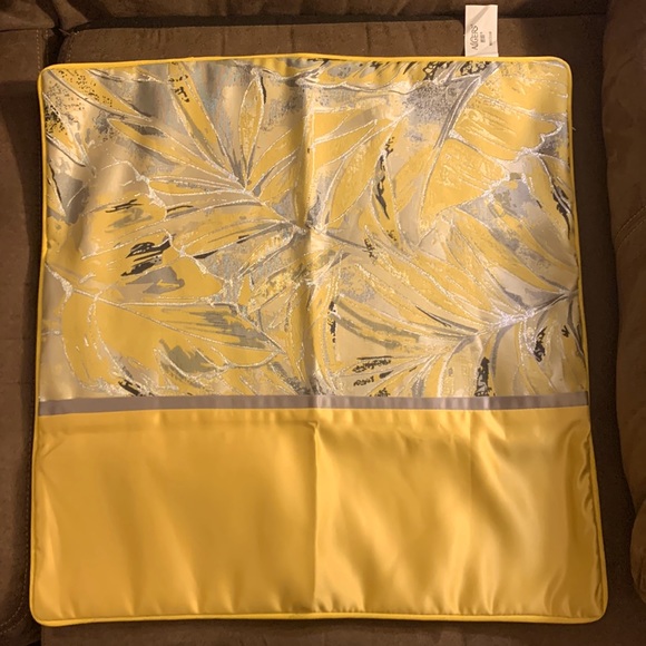 Aligers | Accents | Aligers Square Cushion Covers High Precision ...